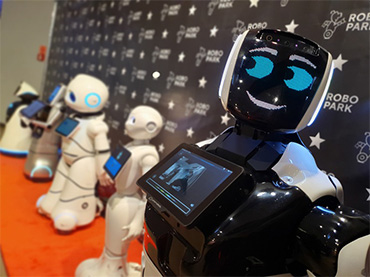 Roboland – big robot exhibit for the whole family in Cleveland.